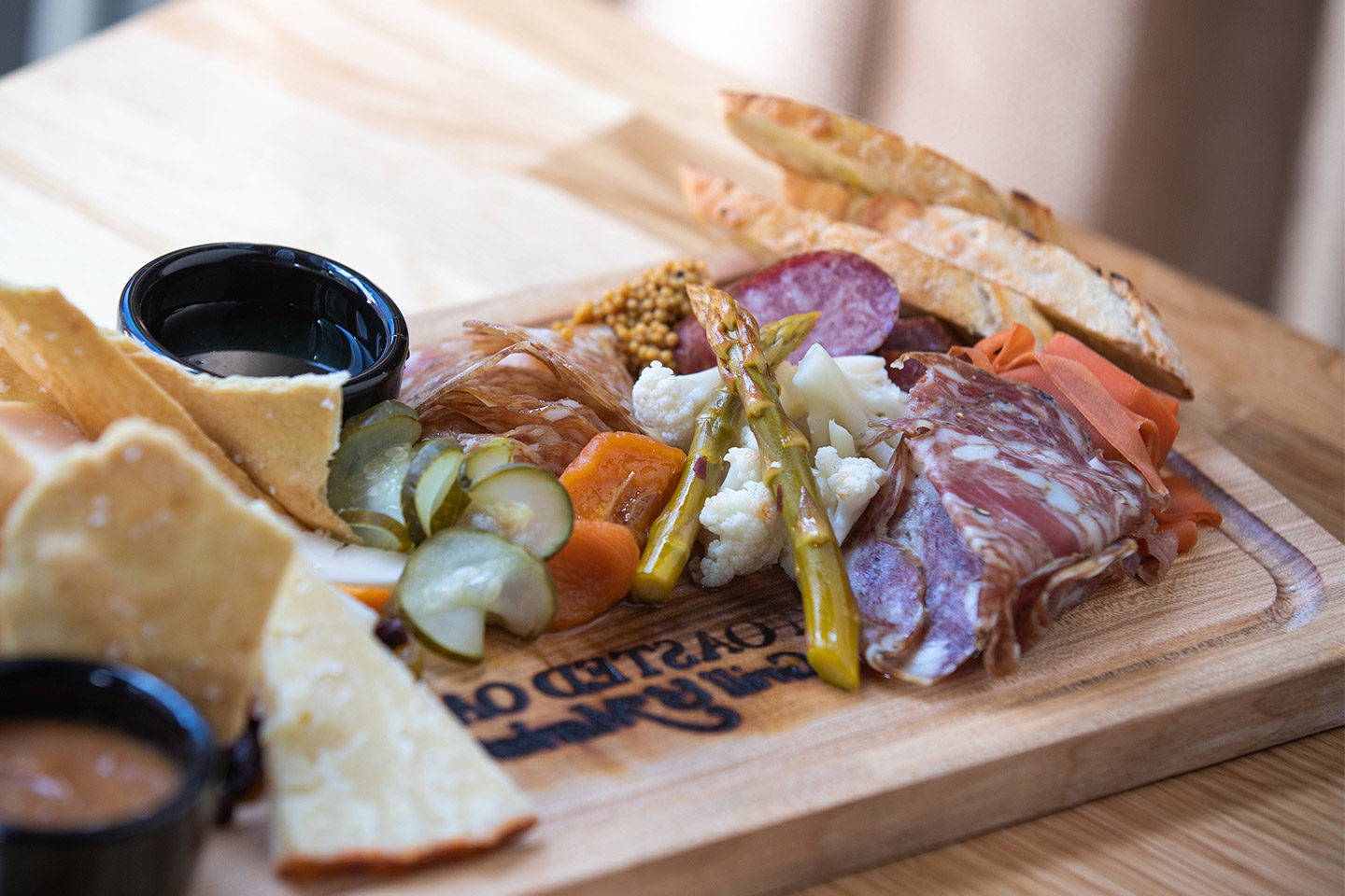 toasted-oak | Concord Hotels