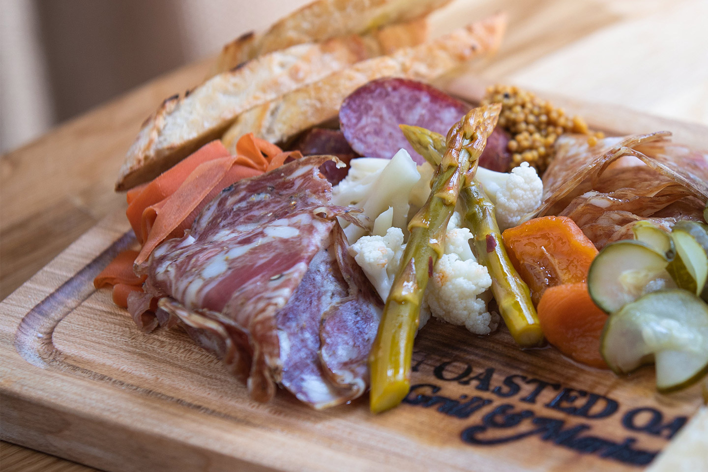 toasted-oak - Concord Hotels